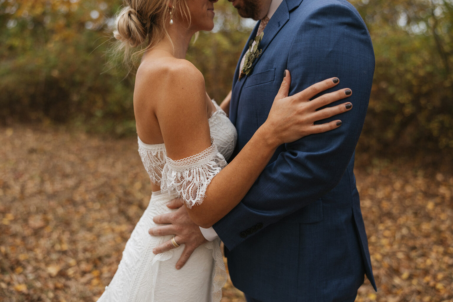 Portsmouth NH Elopement in the fall - ericawarrenphotography.com