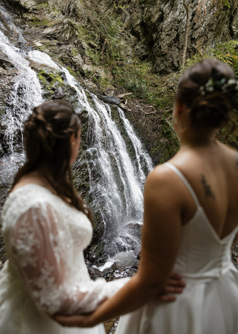 How to Elope in Stowe, Vermont: A Romantic Mountain Escape All Year ...