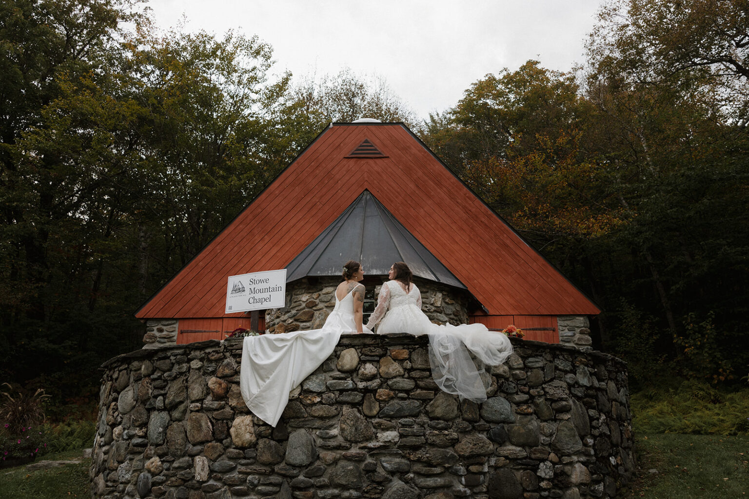 How to Elope in Stowe, Vermont: A Romantic Mountain Escape All Year ...