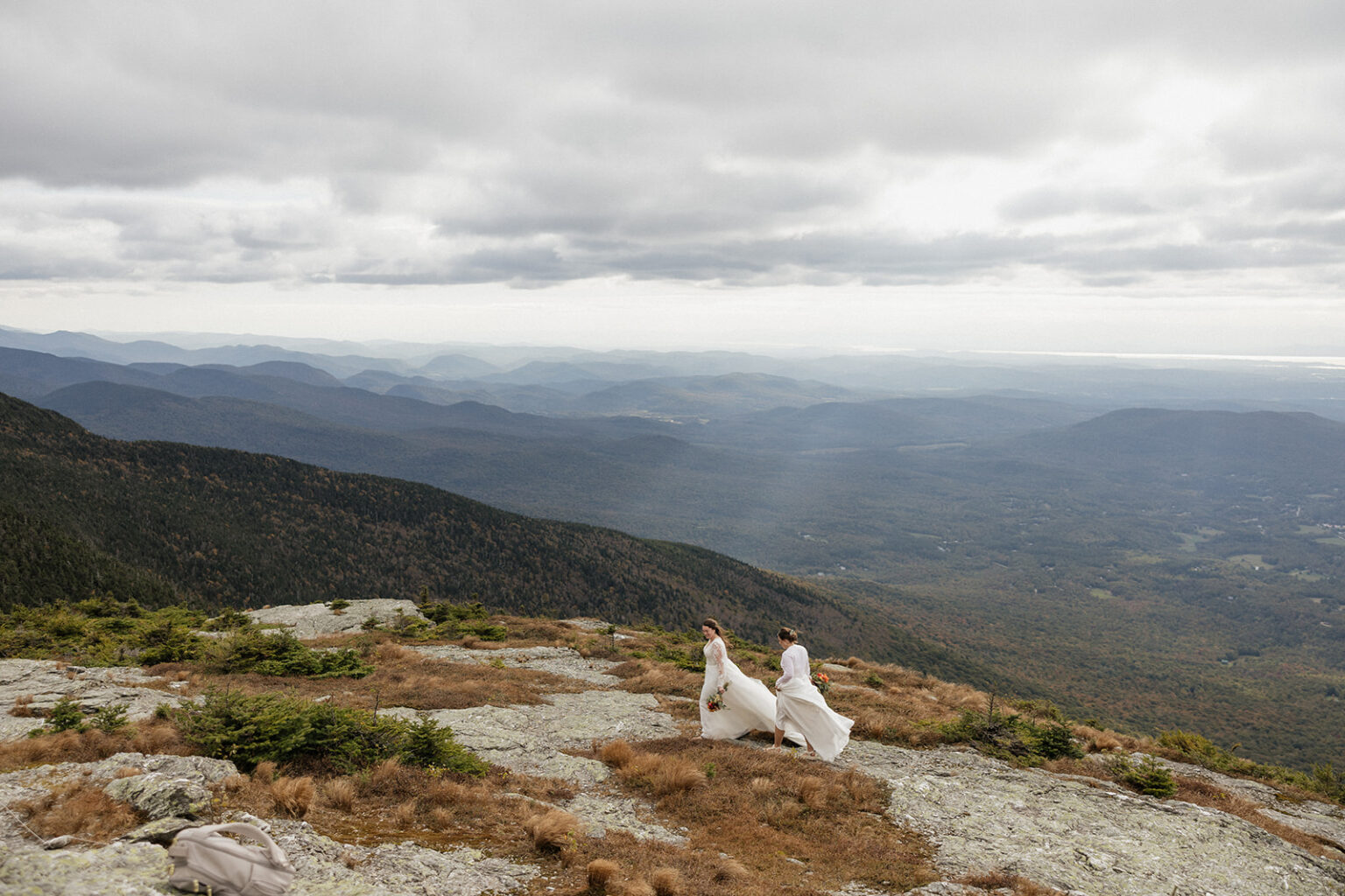 How to Elope in Stowe, Vermont: A Romantic Mountain Escape All Year ...